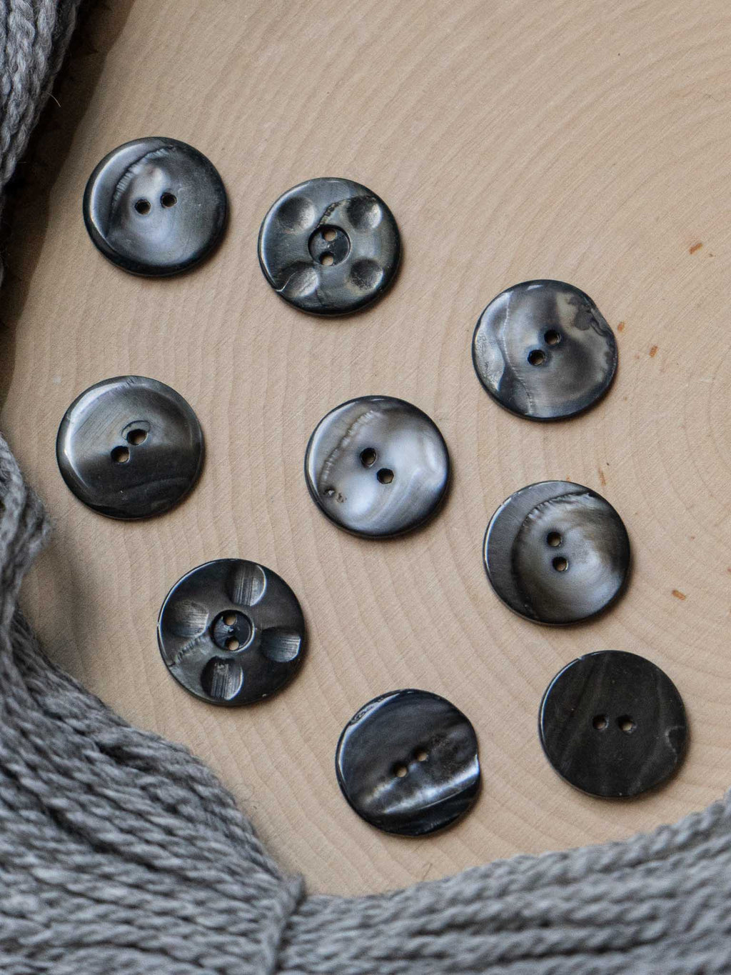 Puddle 22mm Vintage Mother of Pearl Button