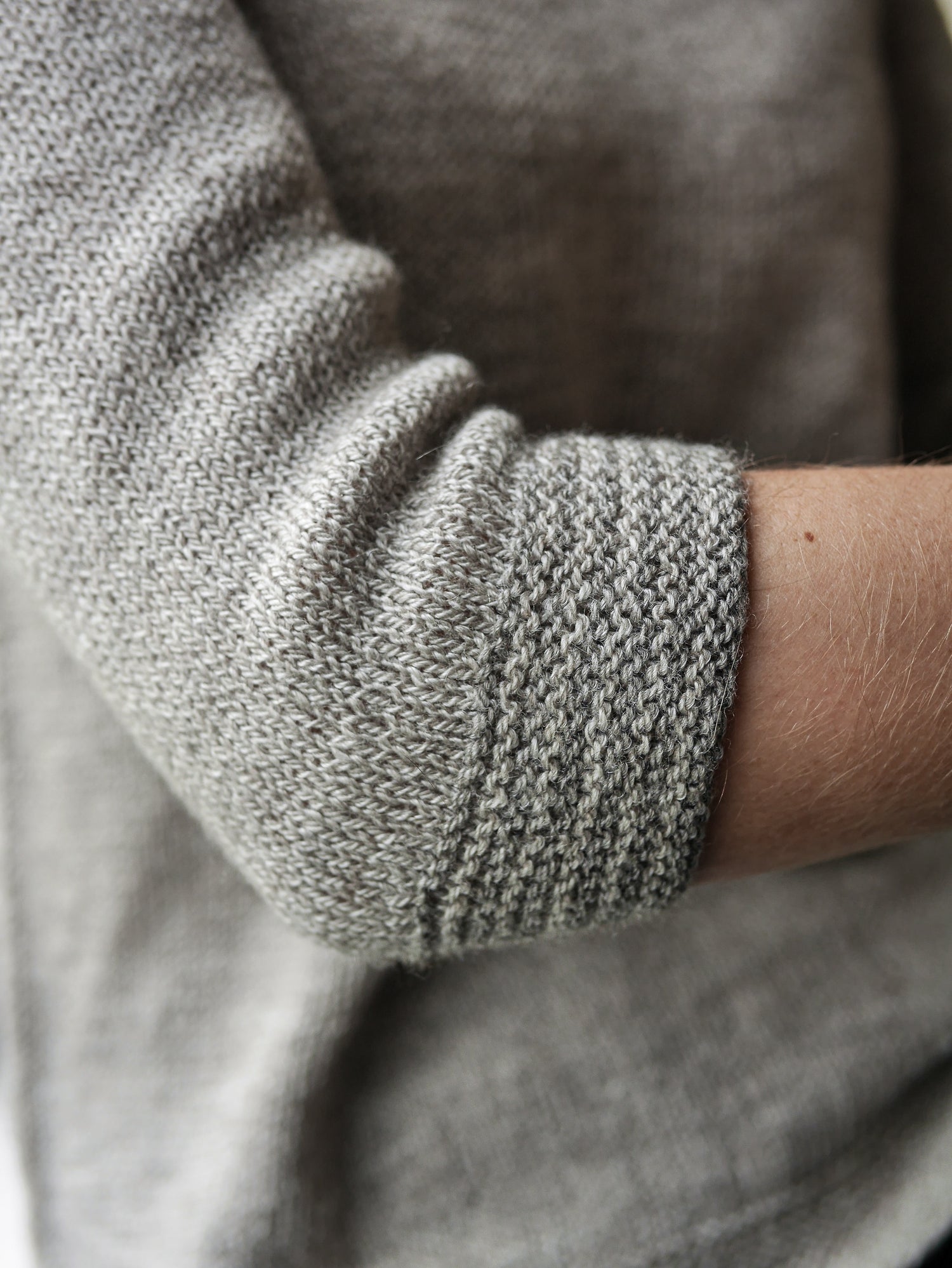 Salt & Pepper elbow-length sleeve knitting pattern