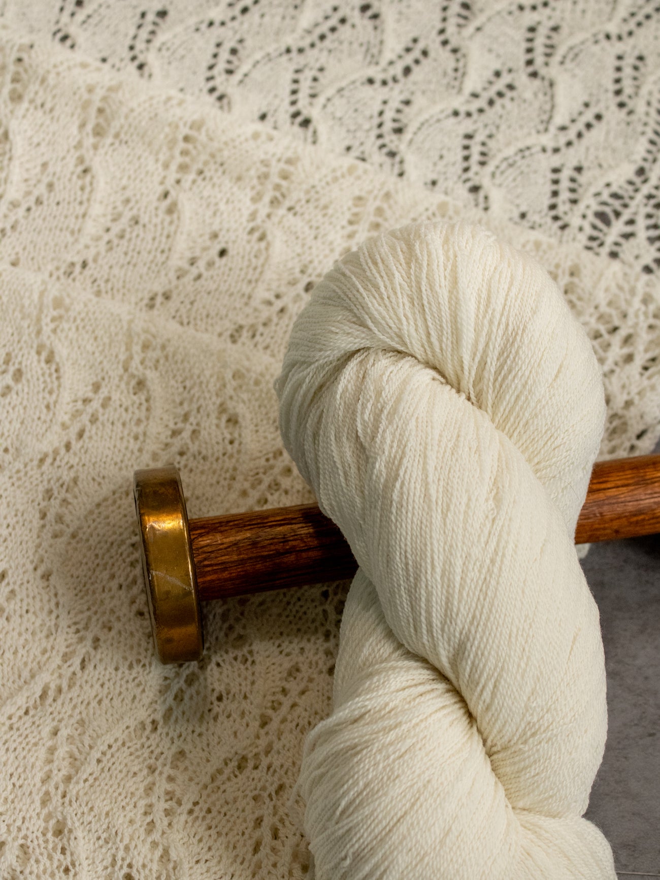 Cormo Lace 100% cormo wool