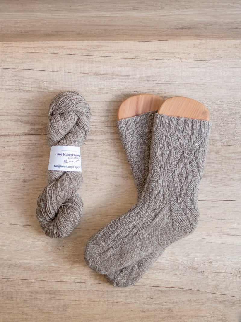 Cardigan Sock knitting pattern