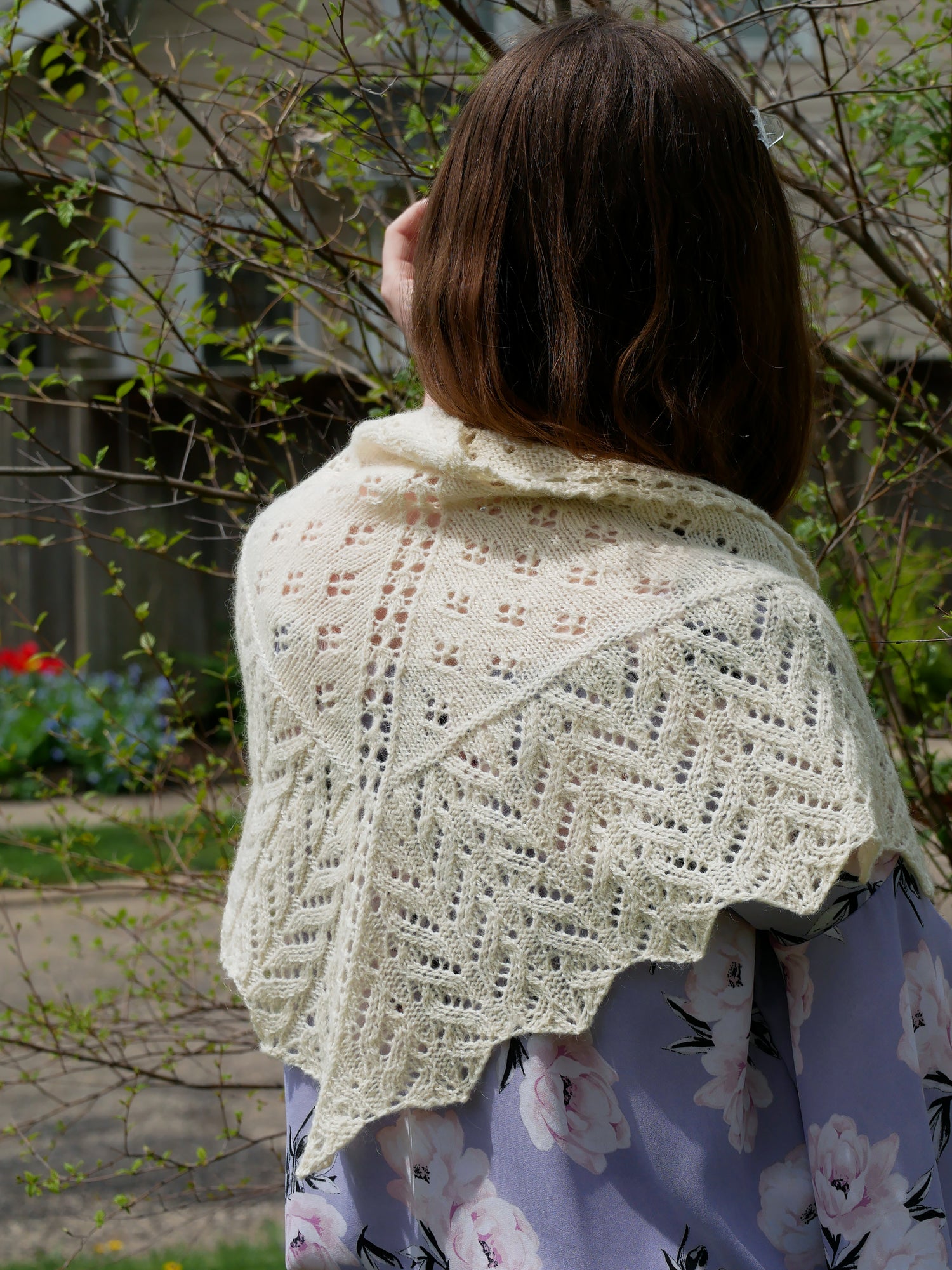 Little Iris Shawl knitting pattern