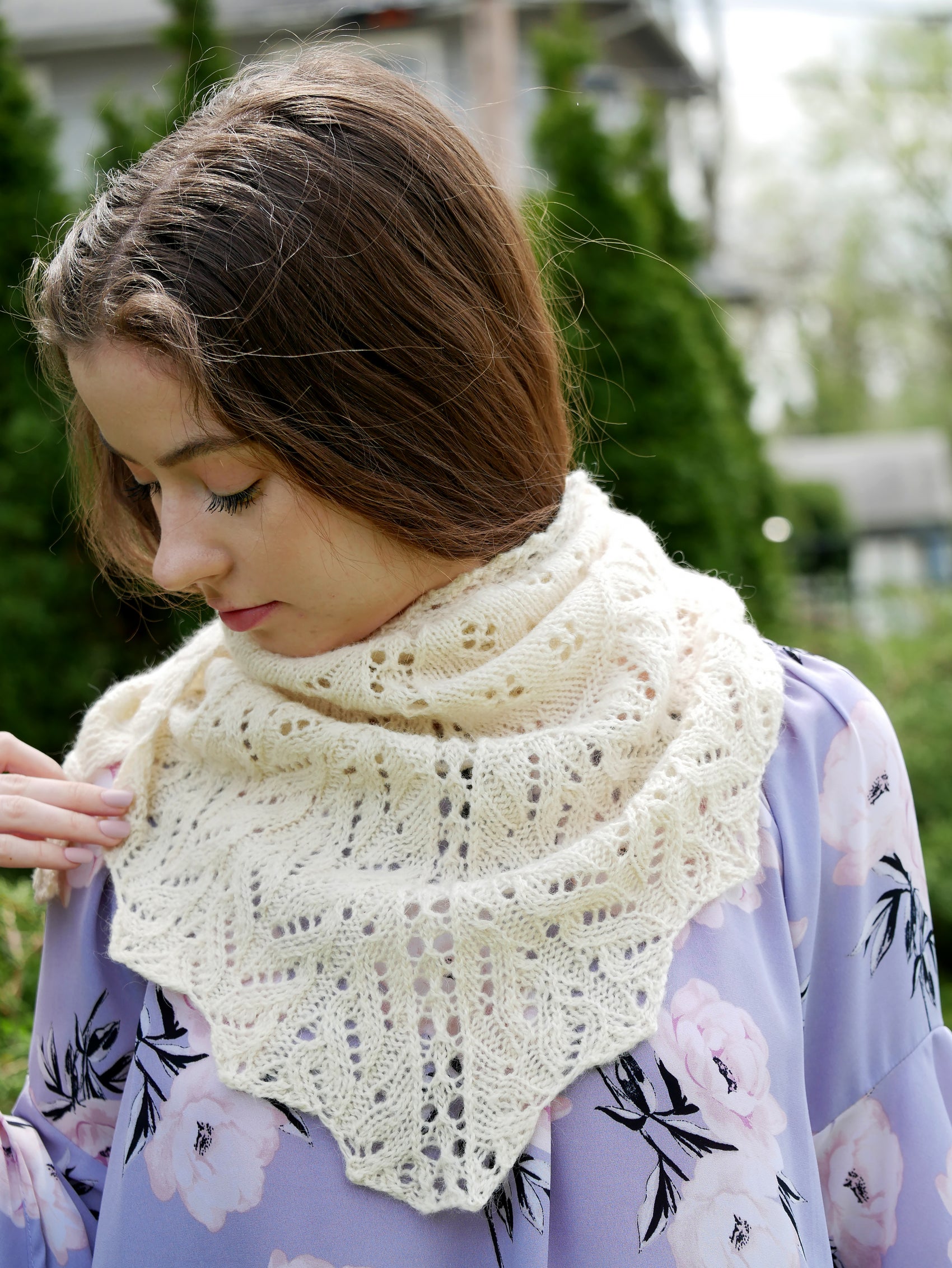 Little Iris Shawl knitting pattern